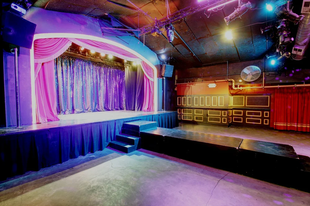 About Oasis NightClub & Drag Legend D’Arcy Drollinger — OASIS