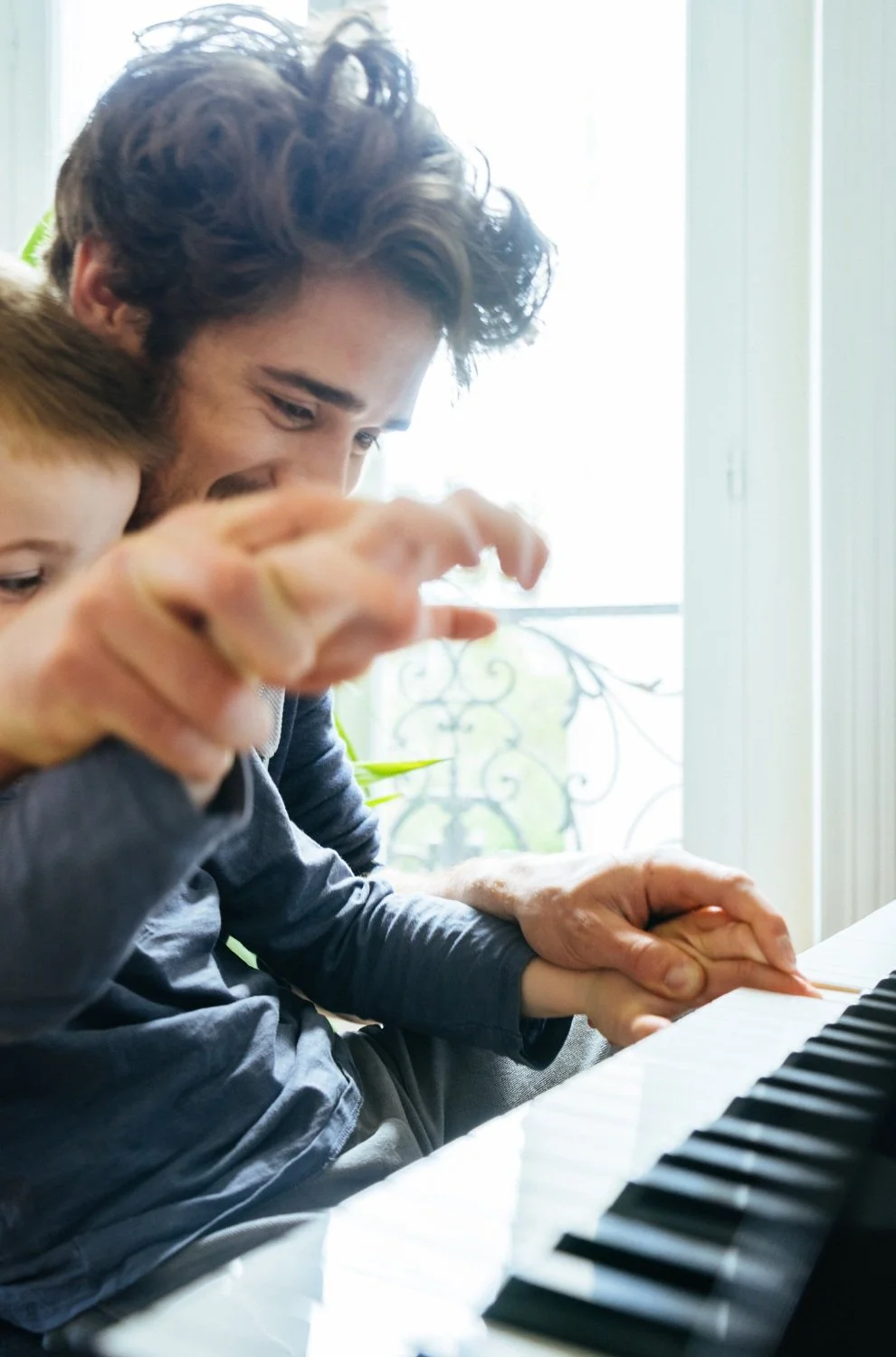 Celebrating Father's Day: The Key Role of Dads in Piano Education — Con ...