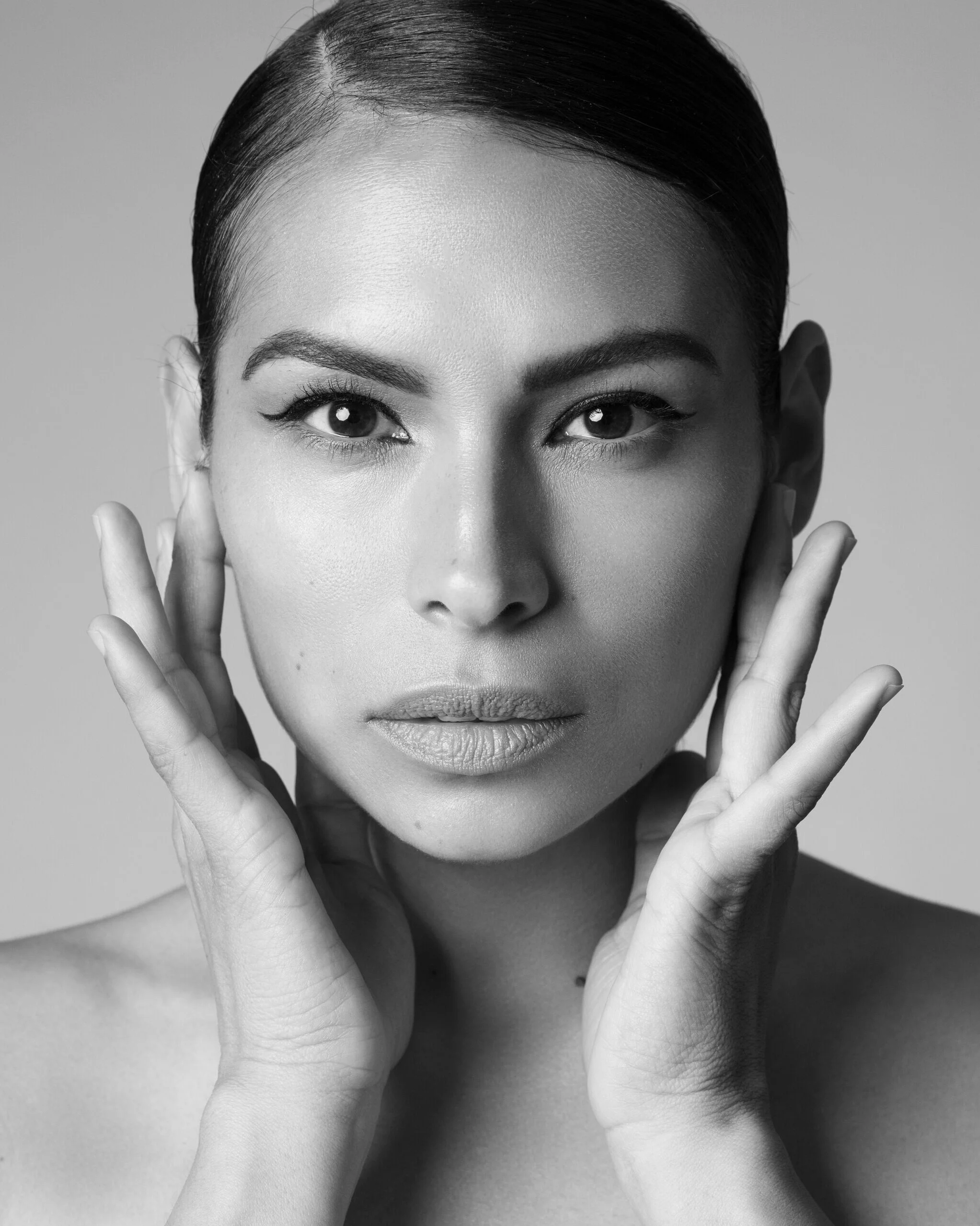 Gladys Orozco: Model, Actress & Figure Skater
