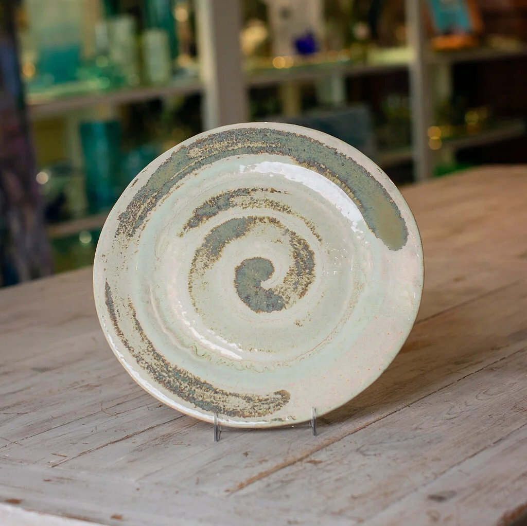 Good Earth Pottery Moonstone Dinner Plate — Hillyer House