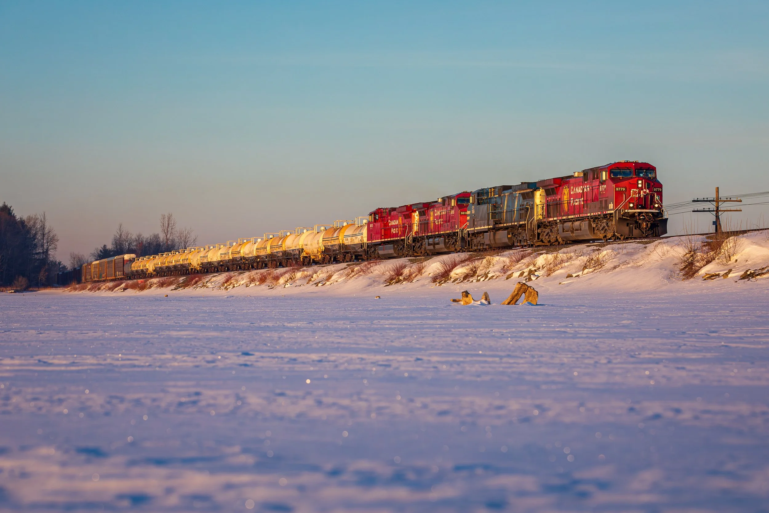 first light at mountsberg — Railroad Photography by Ryan Gaynor