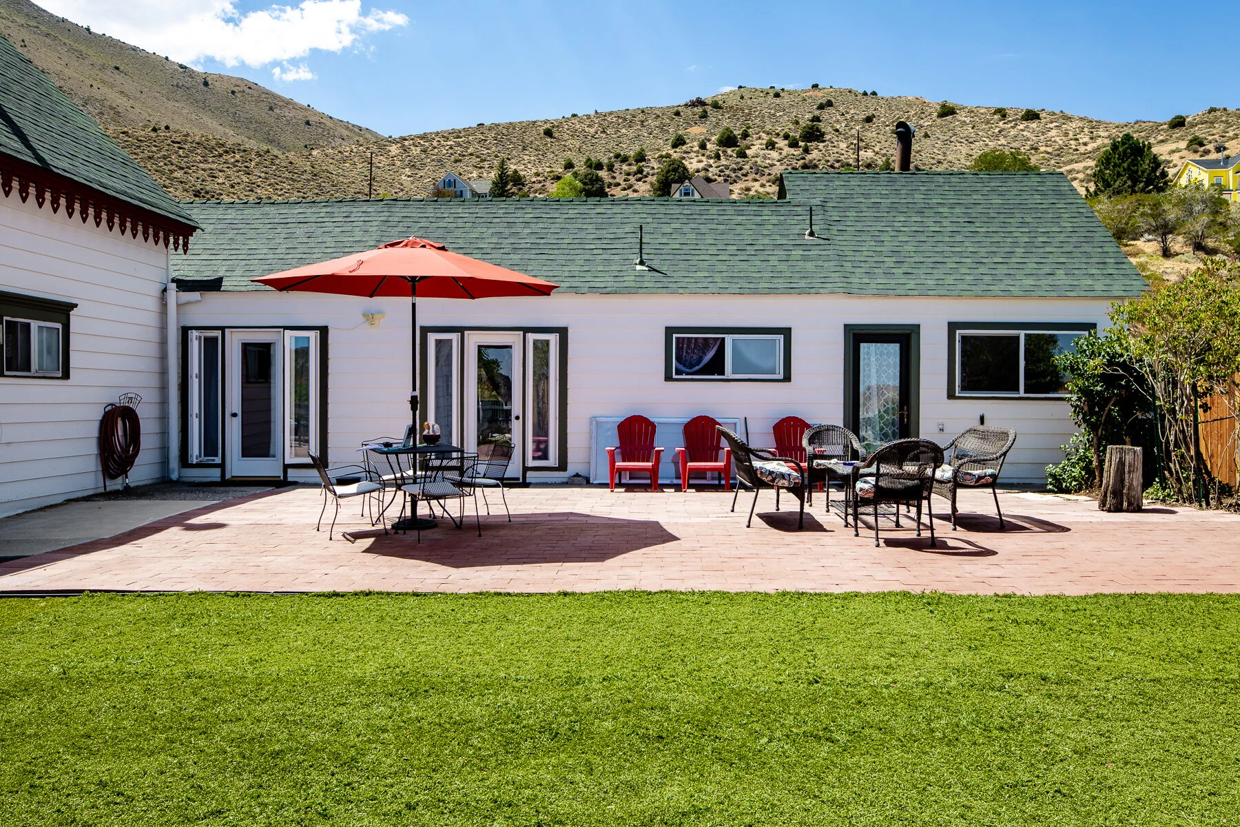 The Property — Howard Street Home