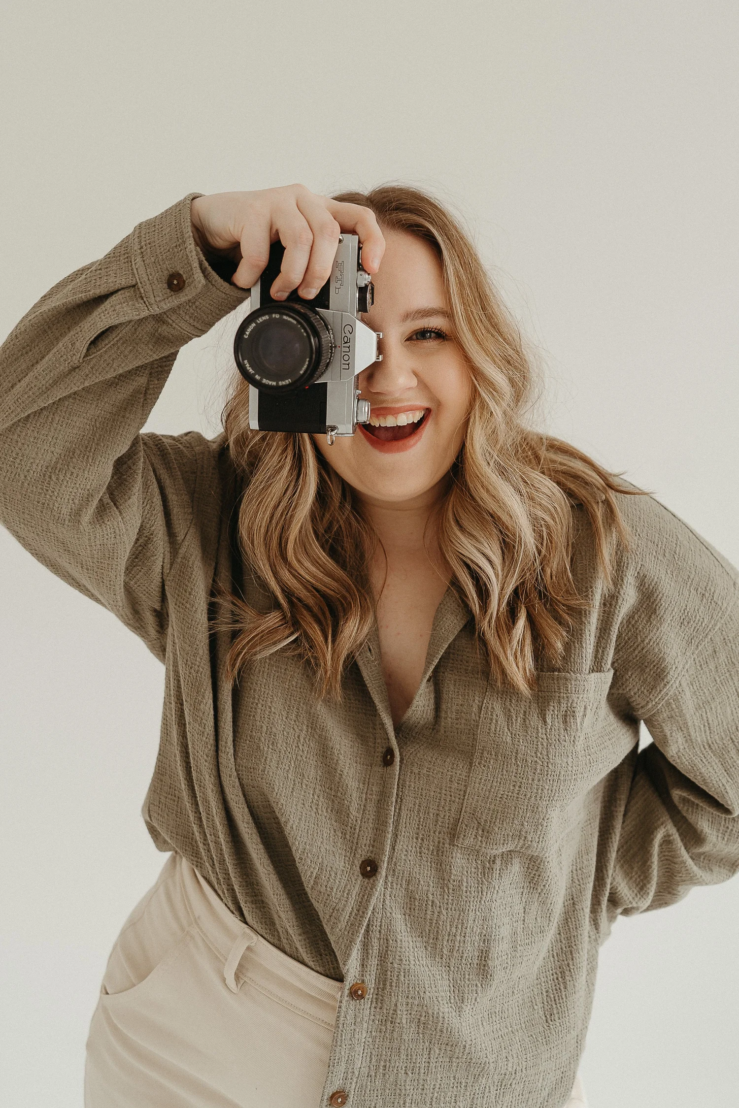 about me — Camryn Elizabeth Photo