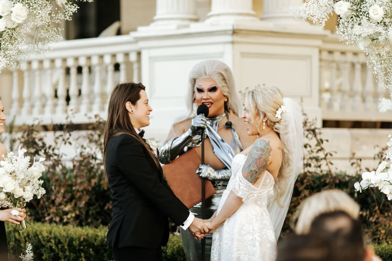 EXTRAGRAMS! Drag Queen Entertainment