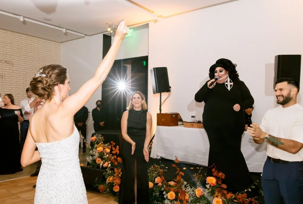 EXTRAGRAMS! Drag Queen Entertainment