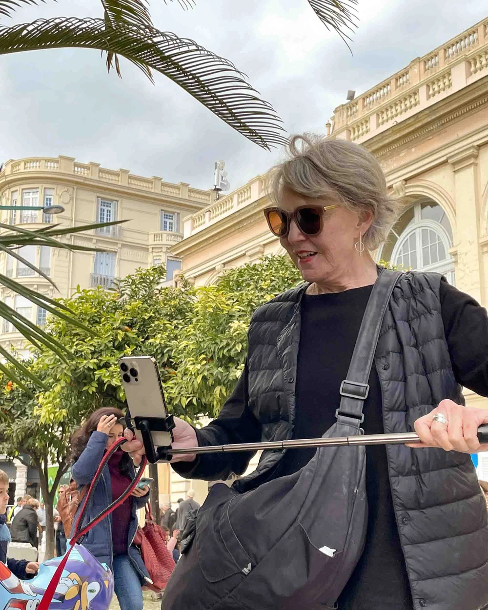 Introducing Deborah Bine aka Barefoot Blogger — French Views