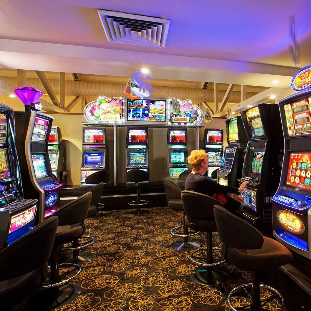 Gaming — Petrie Hotel, Petrie, QLD