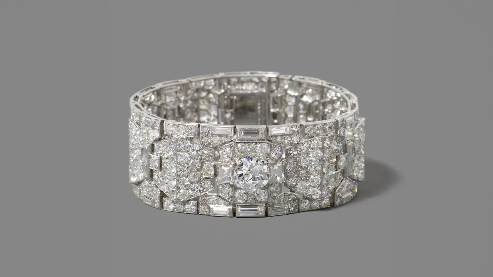 Cartier’s Journey Through Time: From the Belle Époque to Modern Design