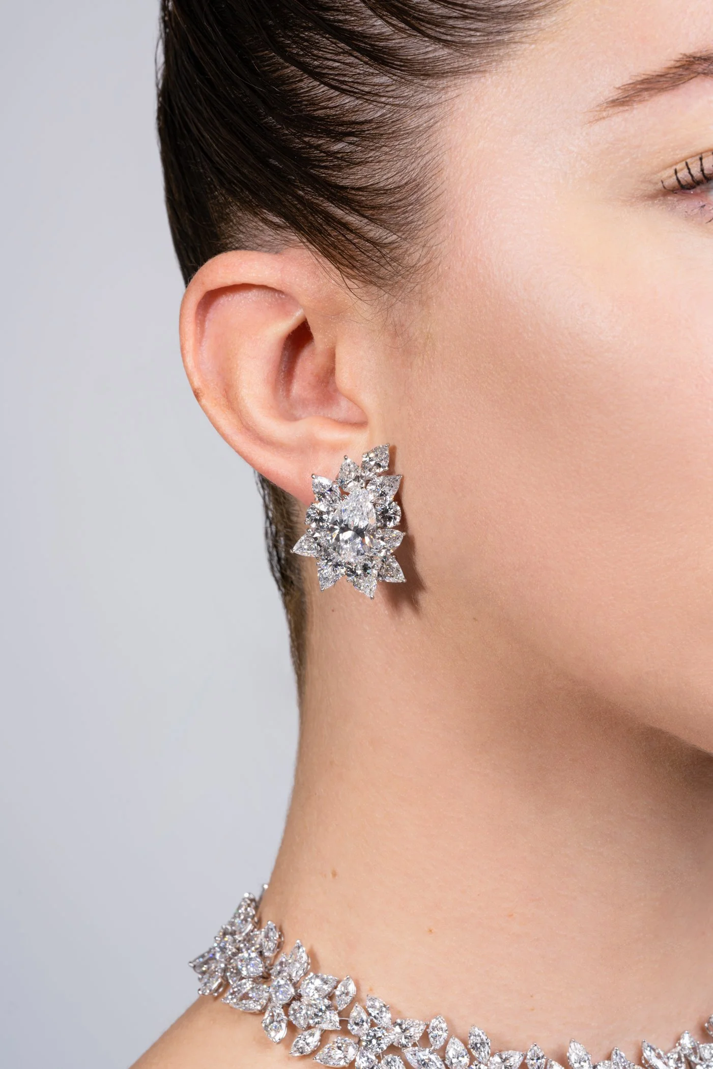 A Closer Look at Diamond Grading: Understanding the 4 Cs