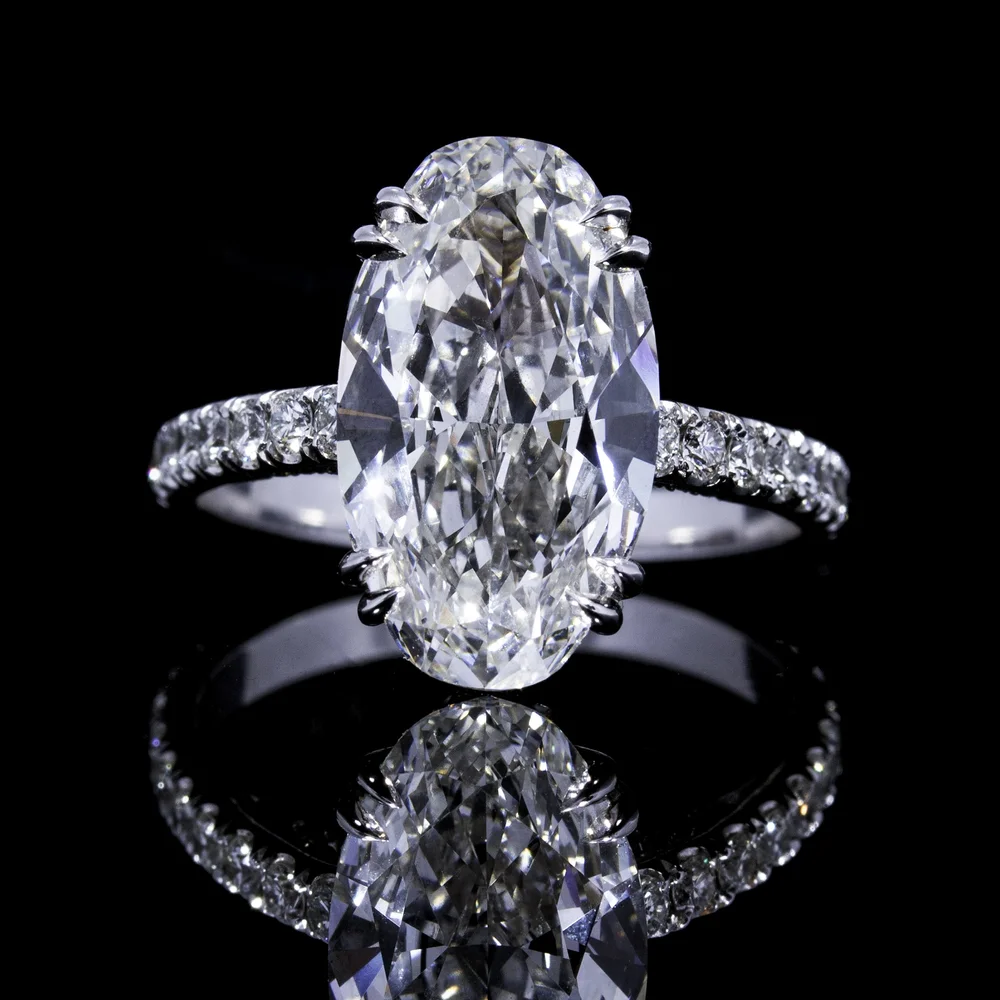 A Closer Look at Diamond Grading: Understanding the 4 Cs