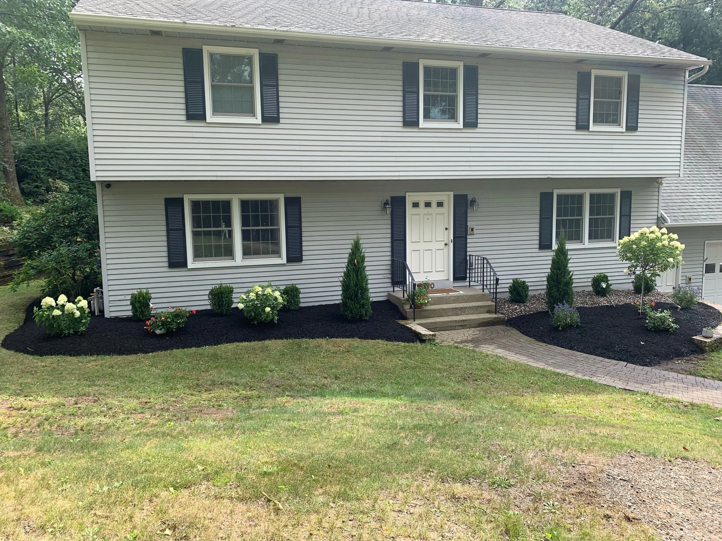 Planting & Gardening | JCF Landscaping and Patios Corporation