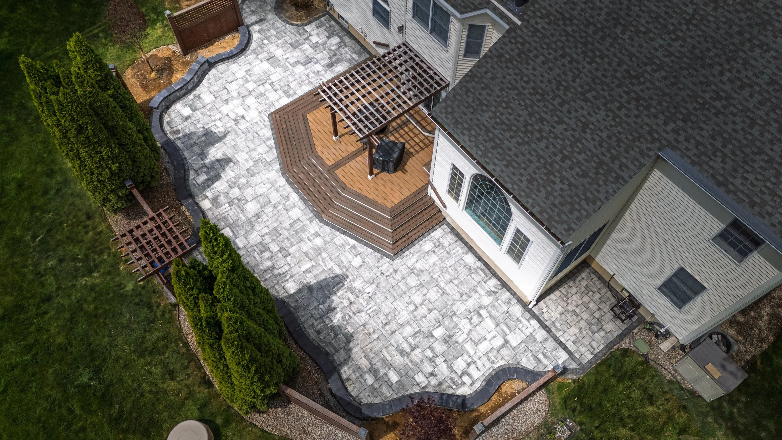 JCF Landscaping and Patios Corporation
