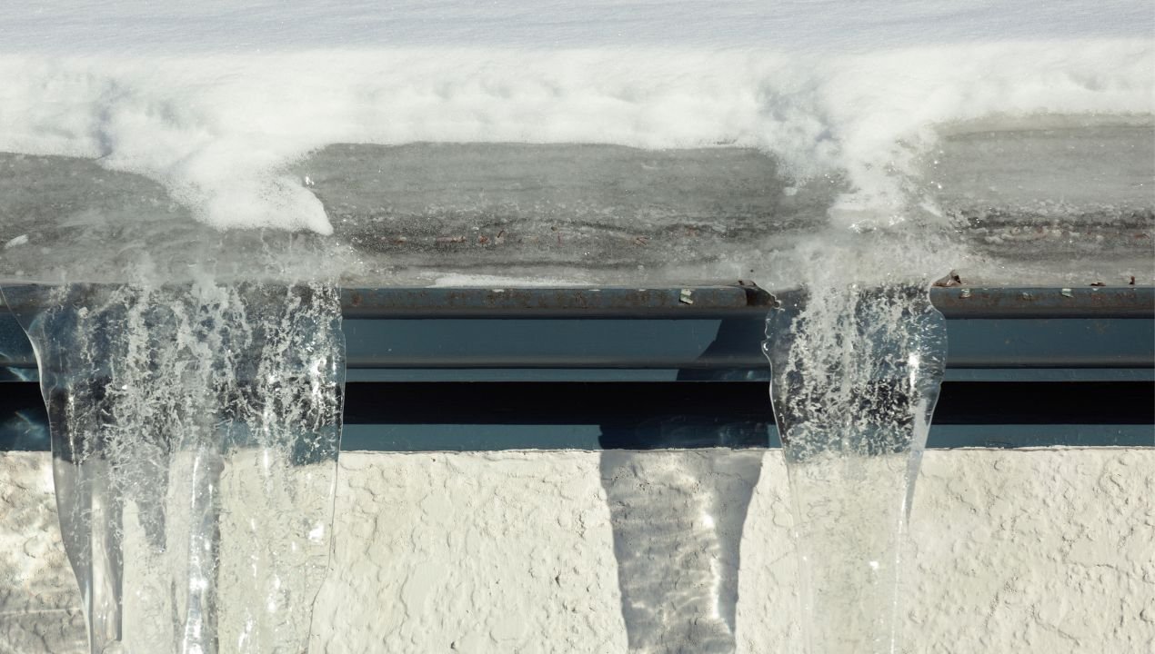 How to Avoid Ice Dams Before They Form — New Look Roof