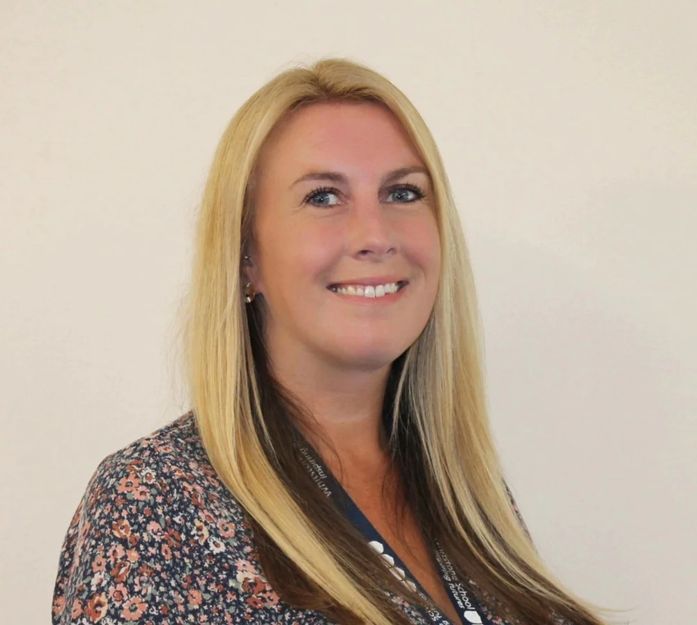 Staff list — Whitstone School