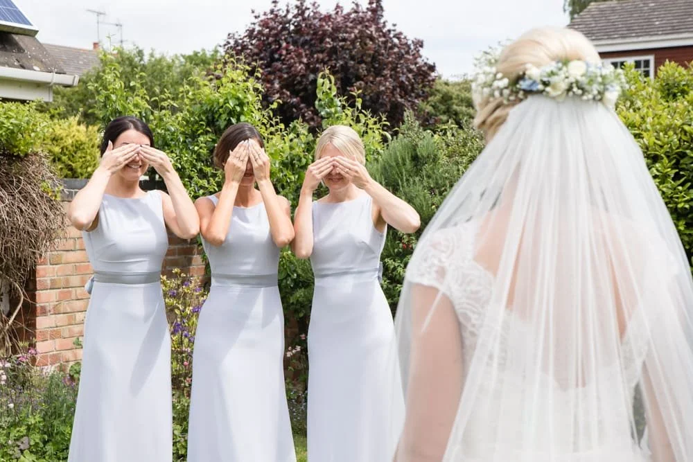 First look photos for your wedding photography - Mae Photography ...