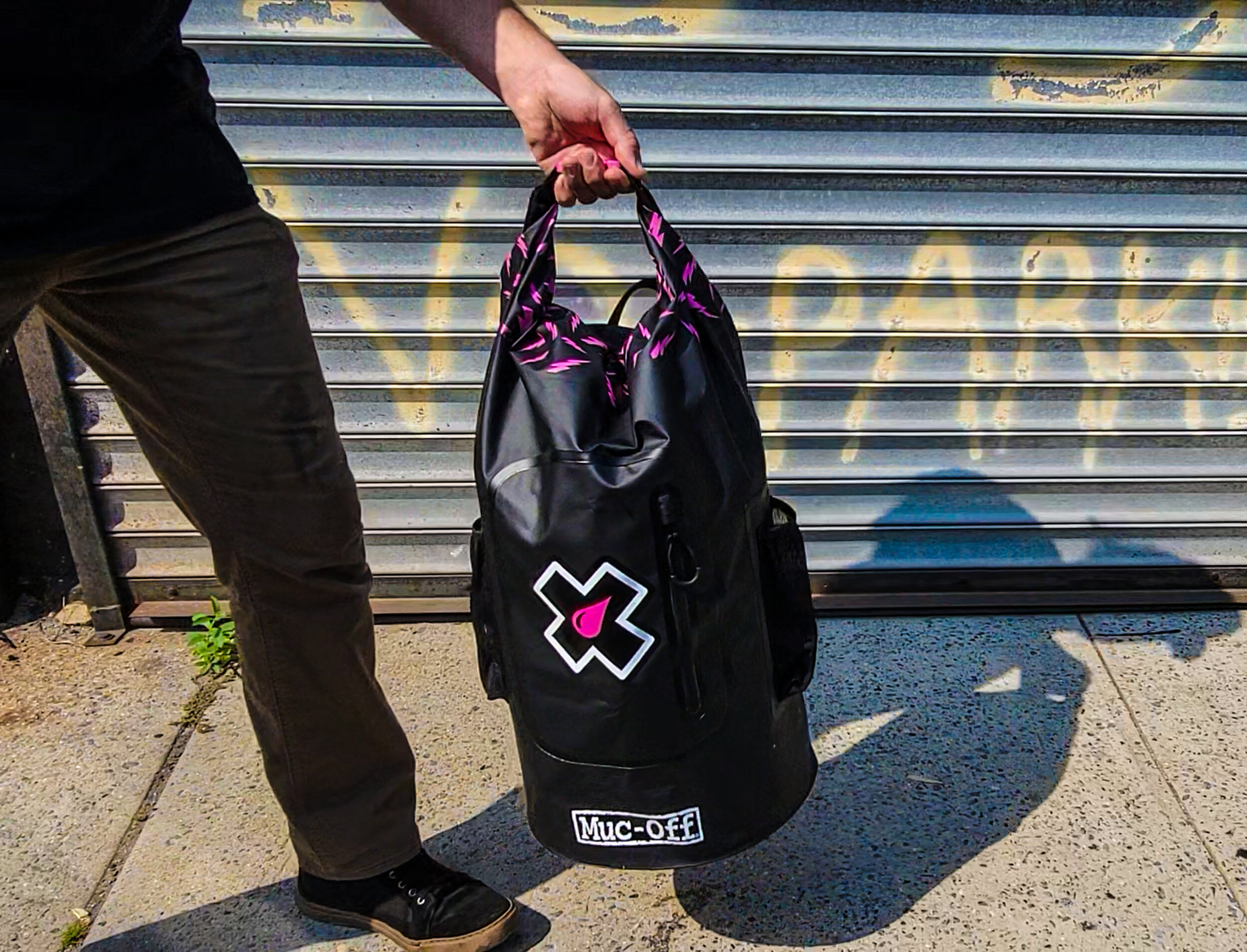 Muc-OFF Union Garage — One Man One Camera