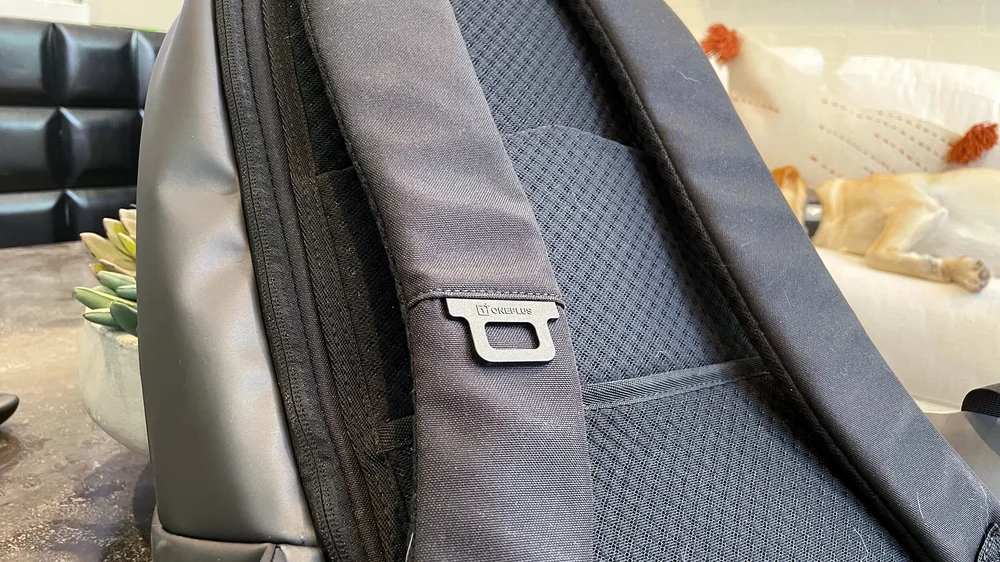 OnePlus Urban Traveler Backpack Review: Versatilely Perfect — Sypnotix