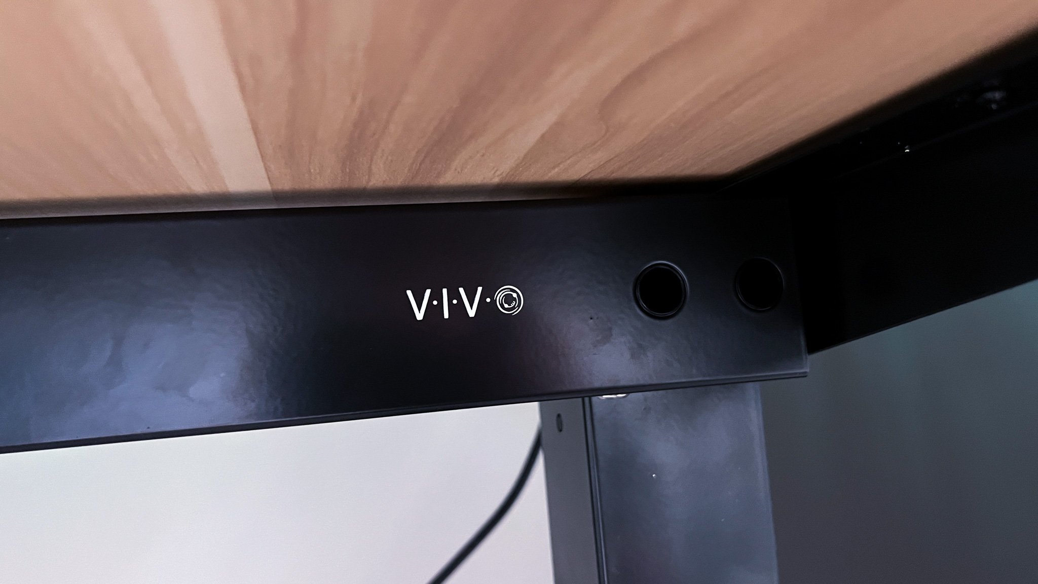 VIVO Electric Sit Stand Desk Review: Buttery Smooth — Sypnotix
