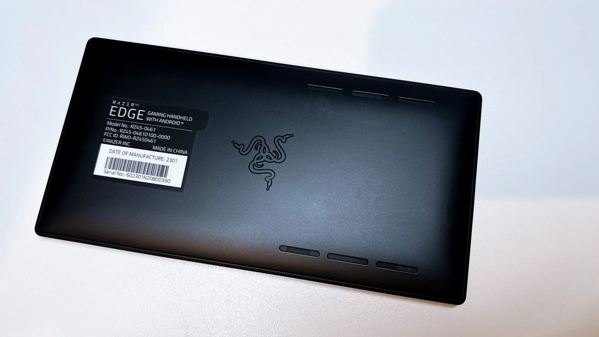 Hands On with the Razer Edge — Sypnotix