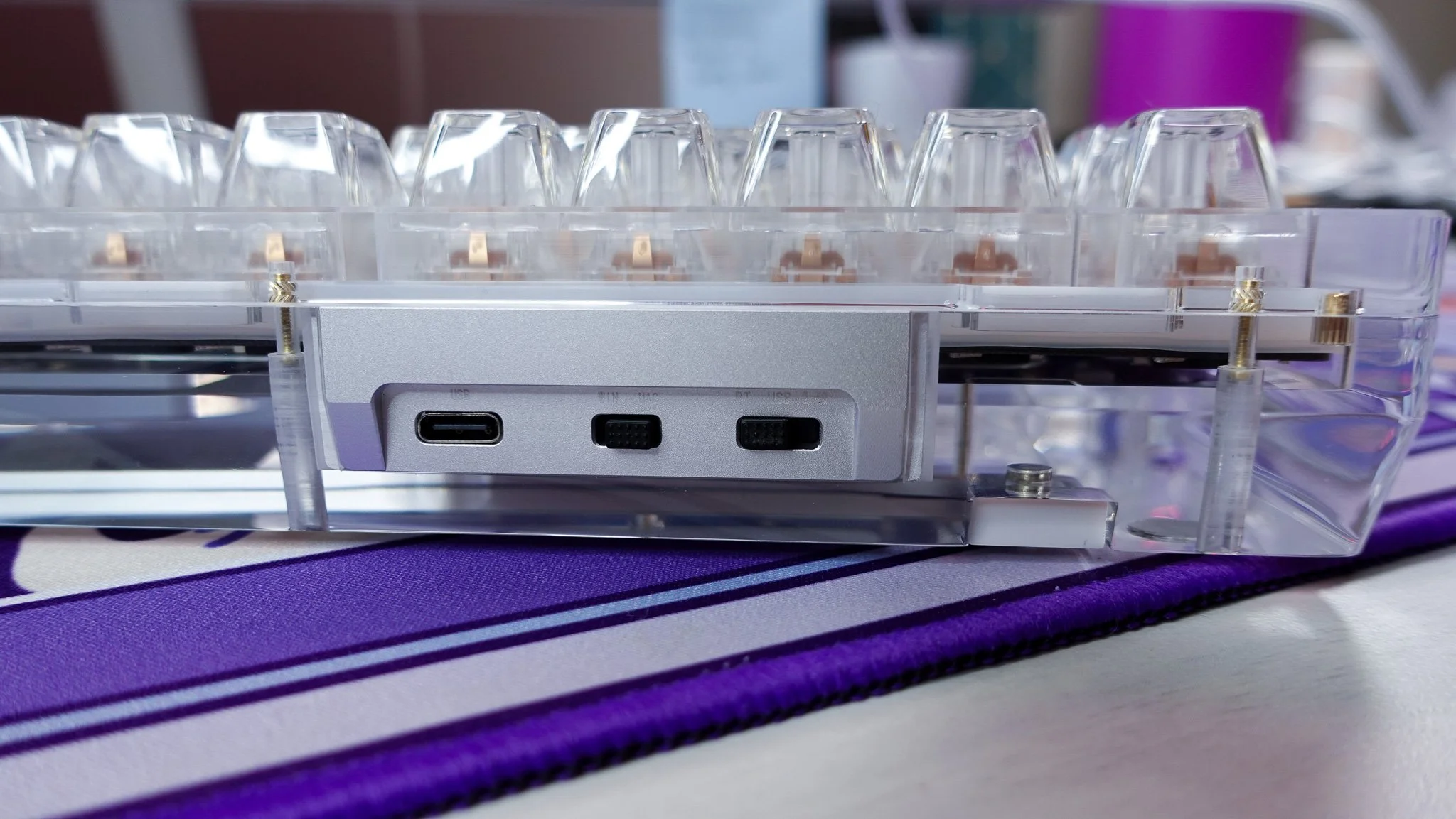 KiiBOOM Phantom 81 V2 Mechanical Keyboard Review: Gives Me Those Y2K ...