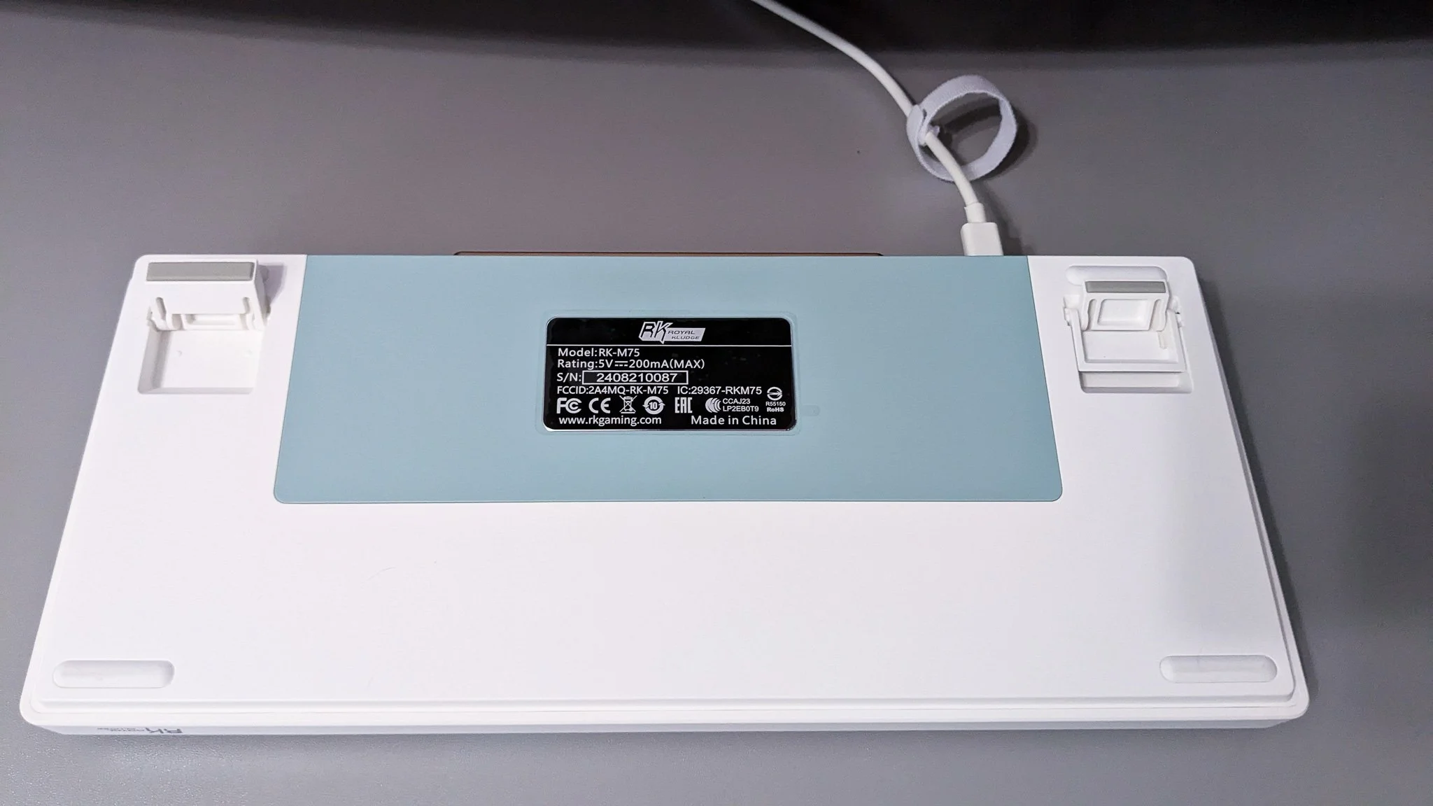 Royal Kludge RK M75 Mechanical Keyboard Review — Sypnotix
