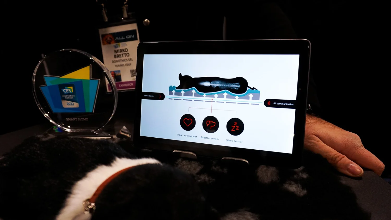 CES 2024: Carepet is the Smart Bed that Monitors Your Pet’s Health by Domethics — Sypnotix