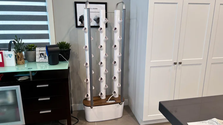Gardyn Home Kit 3.0 Review: The Smartest Garden Yet! — Sypnotix