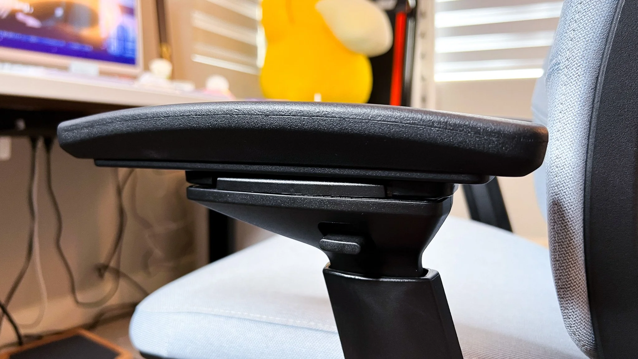 Steelcase Series 2 Chair Review: A Chair For Everyone! — Sypnotix