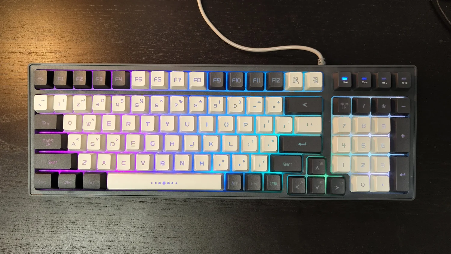 RedThunder K96 Gaming Keyboard Review: Does This Still Need To Exist? — Sypnotix