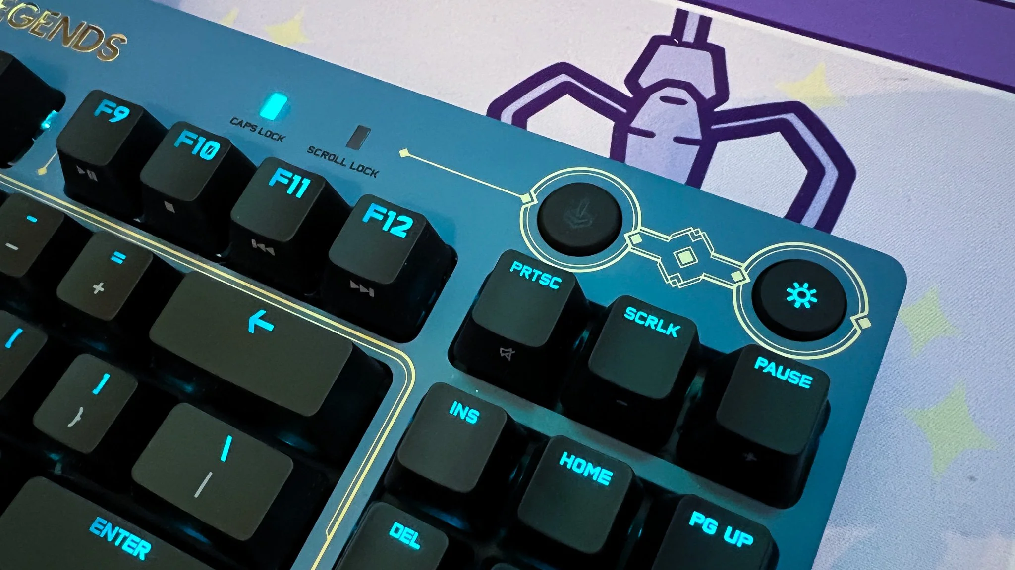 Logitech G PRO League of Legends Edition Mechanical Keyboard Review ...