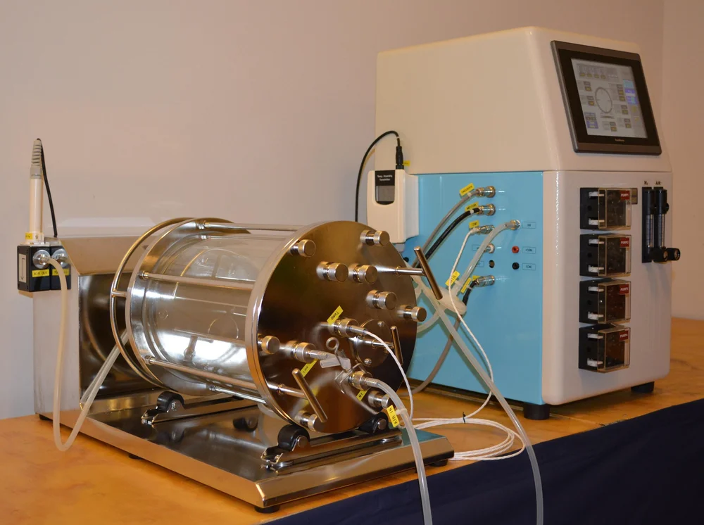 High Functioning Value Priced Bioreactor Systems Including Stirred Tank ...