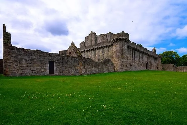 Our Guide To The Scottish Castles In Outlander Series — The Jacobite Trail