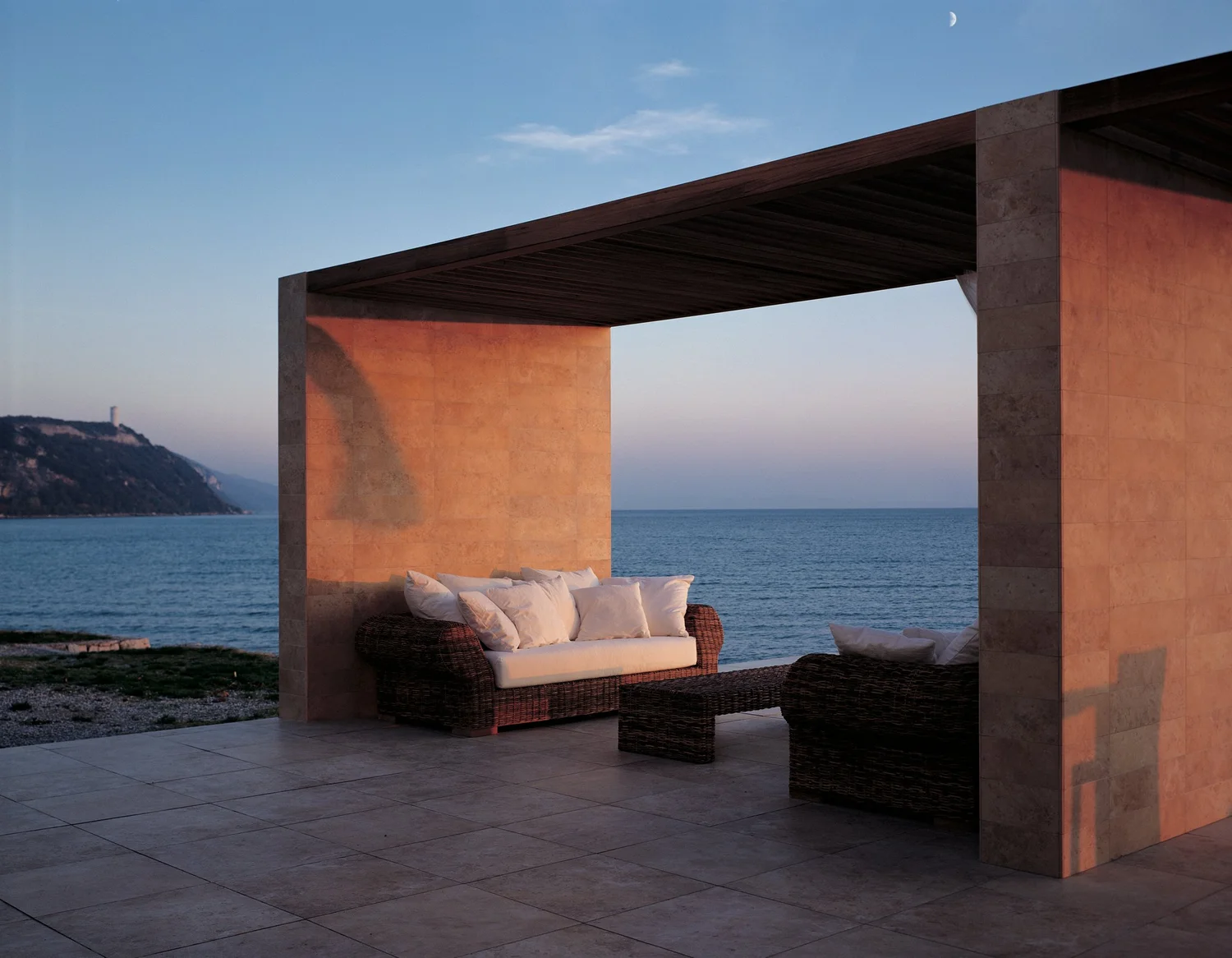 Stonegres | Luxury Tiles and Mosaics