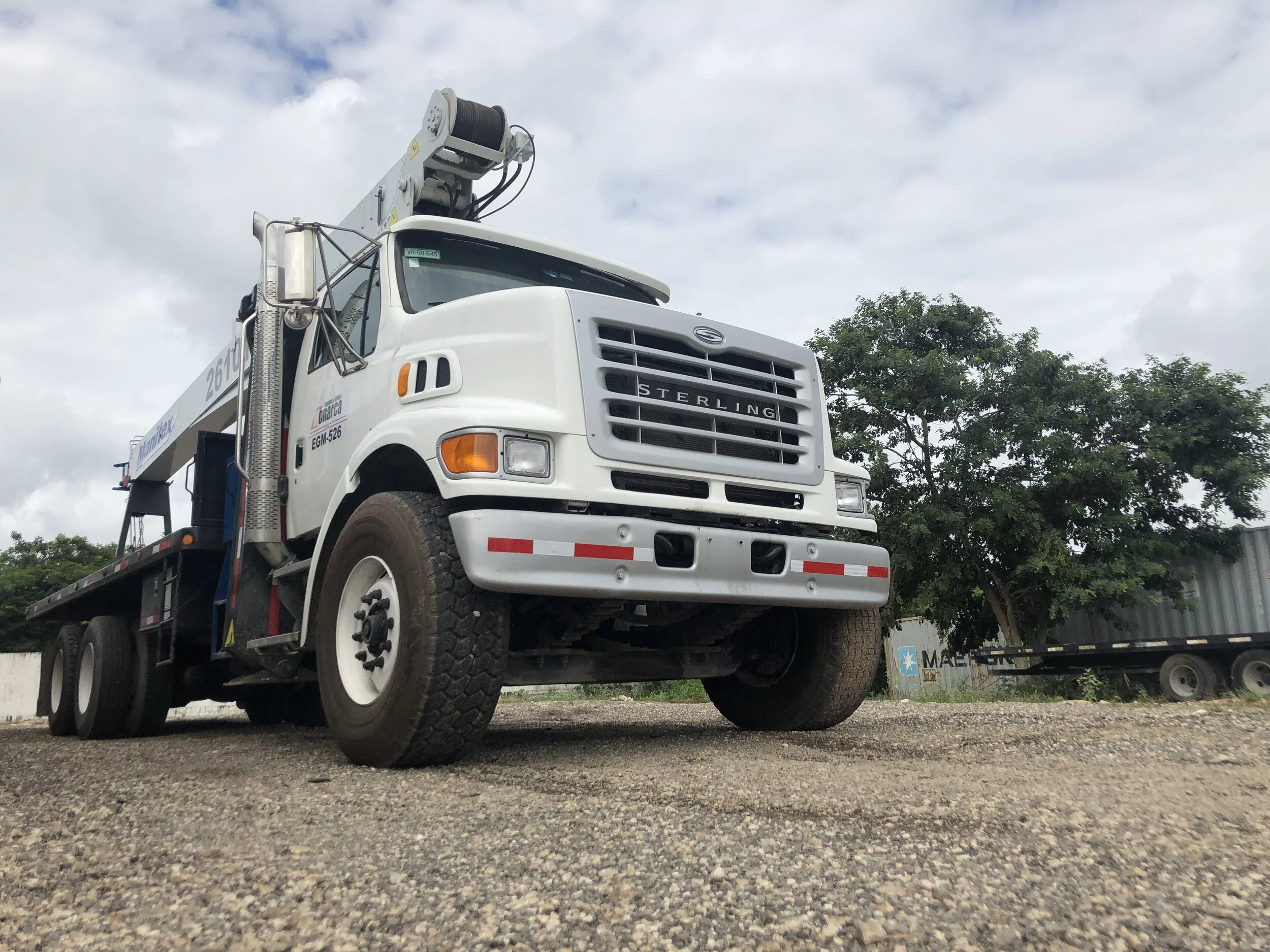 Gallery 1 — Equipos y Grúas Monarca