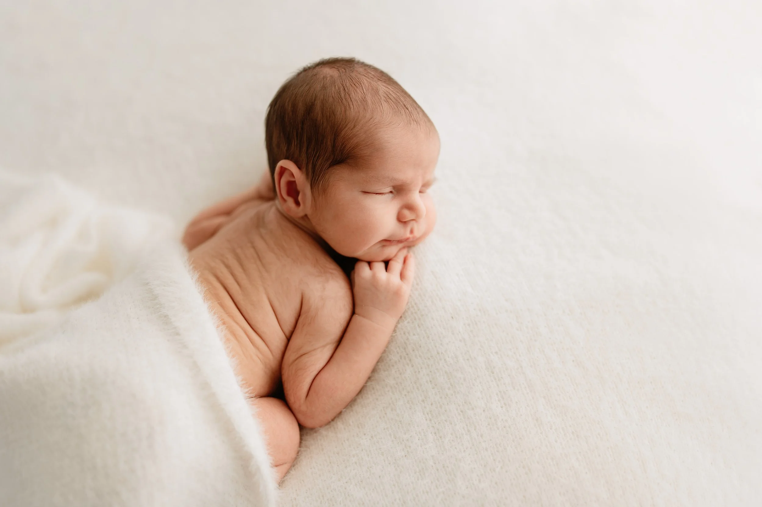 Gladstone Newborn Photographer | Trudi Bartley Photographer