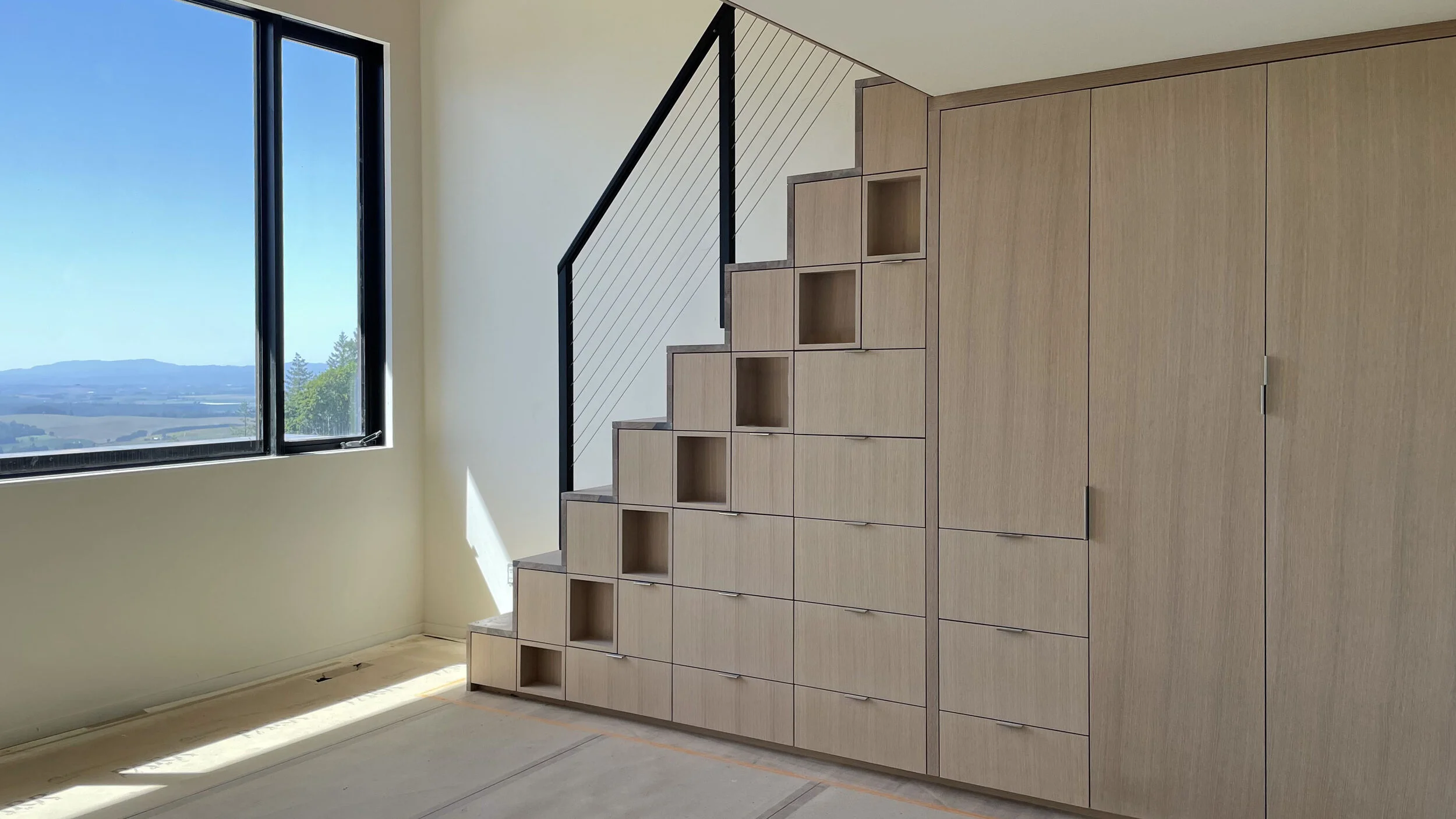 Tansu Step - Ueda Design Studio