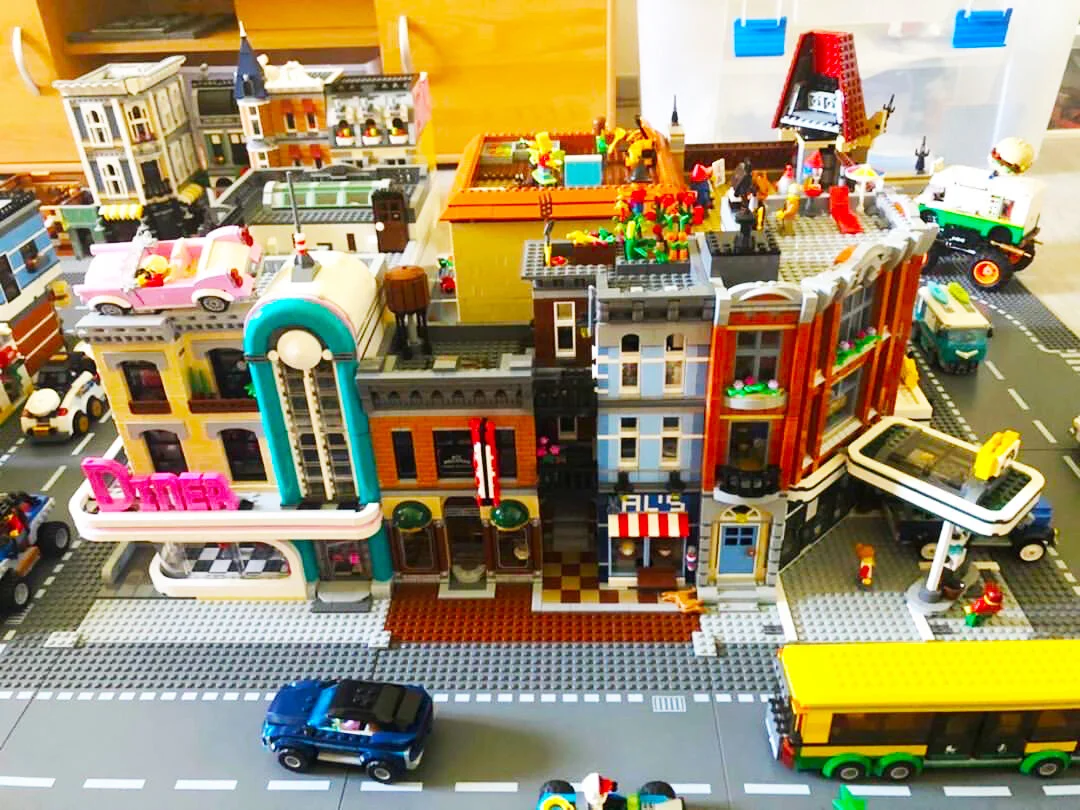 LEGO® Diorama Builder and MOC Creator - Barrichelloair — Indobrickville