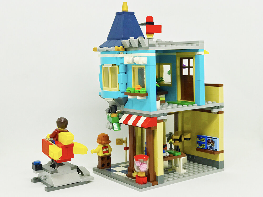 LEGO Set Review - 31105 - Townhouse Toy Store — Indobrickville