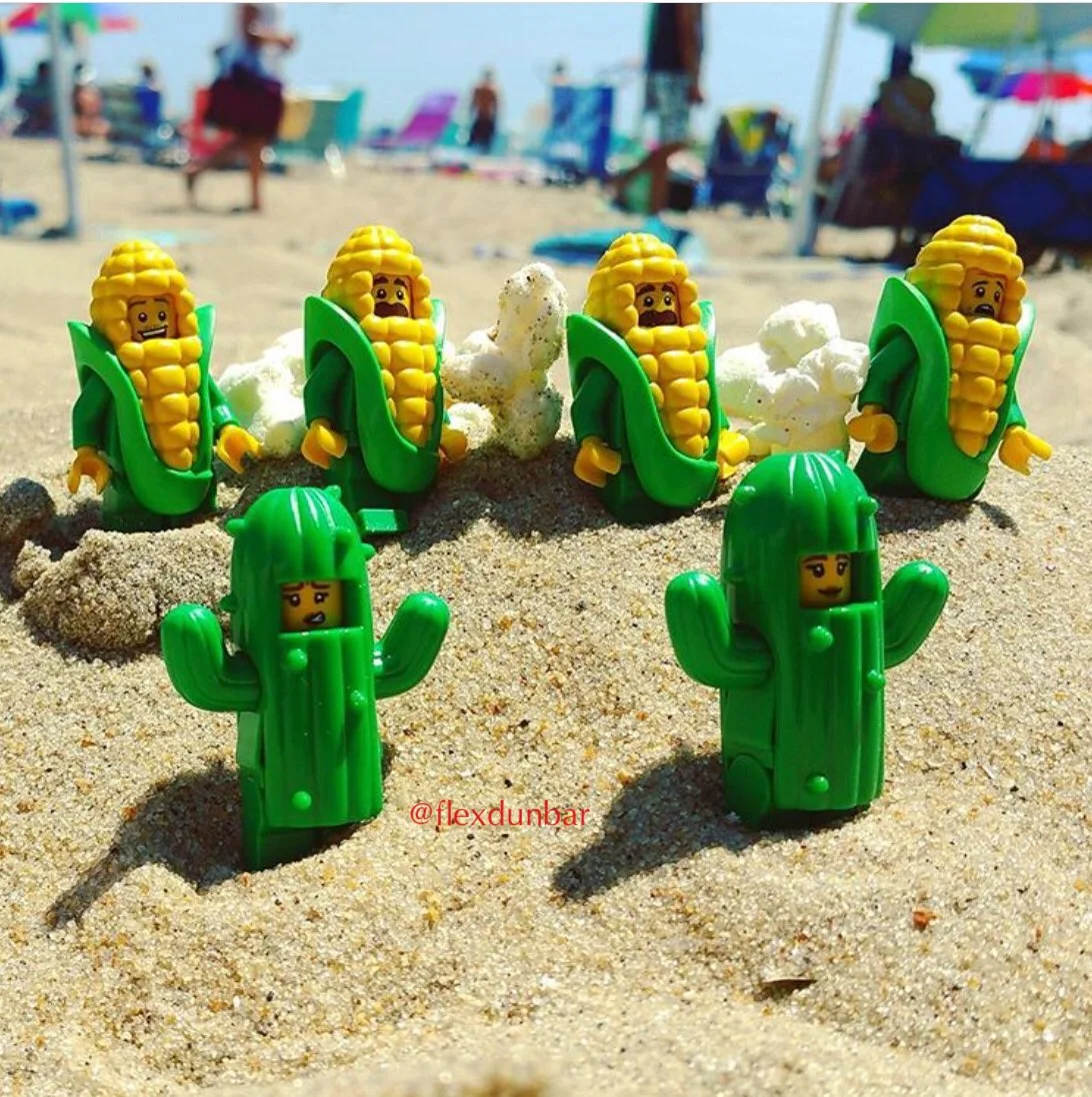 Kisah dongeng yang diceritakan dengan bantuan mainan LEGO untuk kisah ...