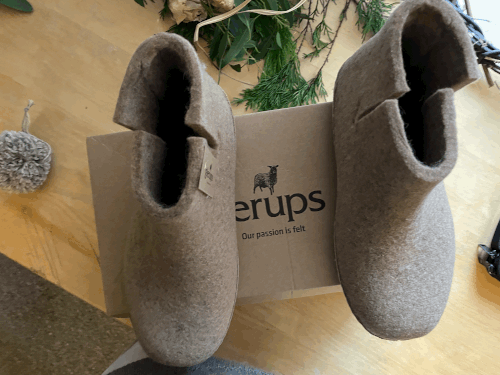 Wool Slipper Charcoal — Kames Farm