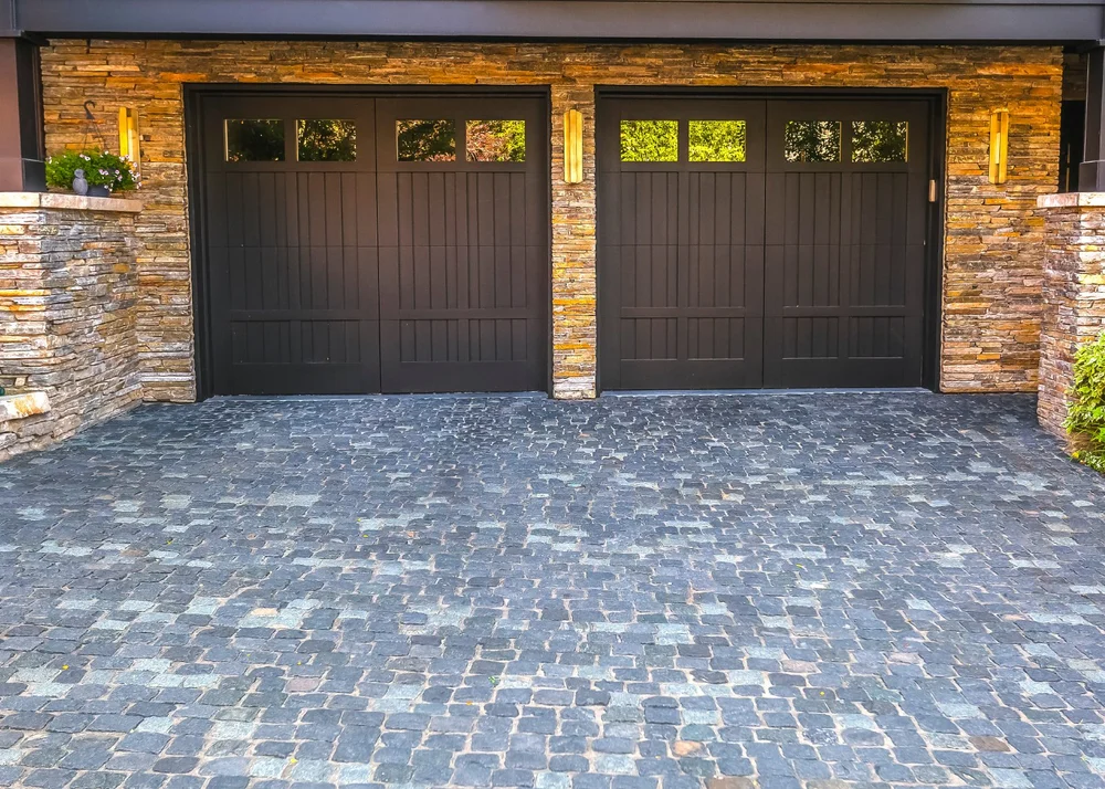 Dream Driveway Ideas: Which Driveway Shape Is Best? — Boots On Enterprises