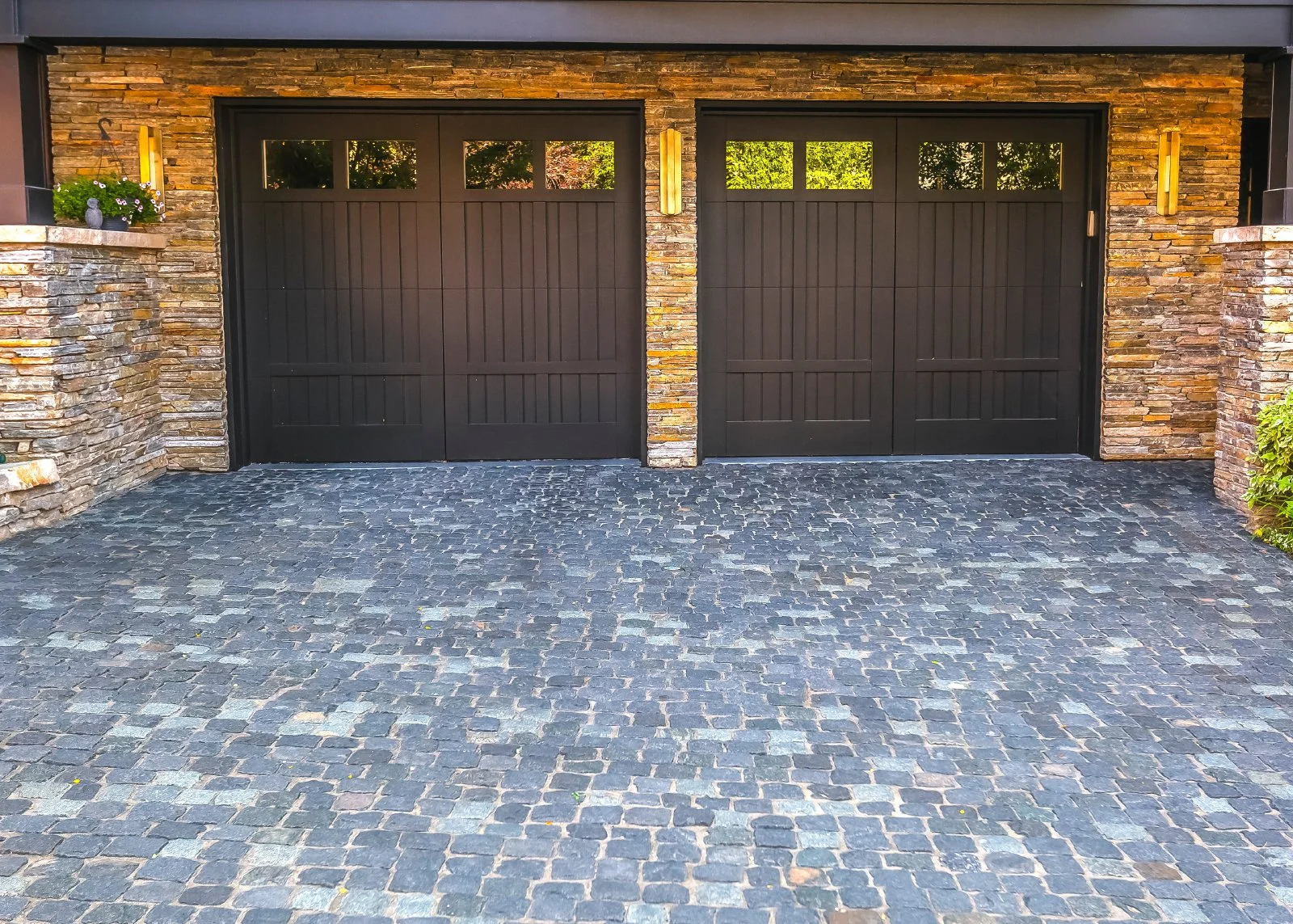 Dream Driveway Ideas: Which Driveway Shape Is Best? — Boots On Enterprises