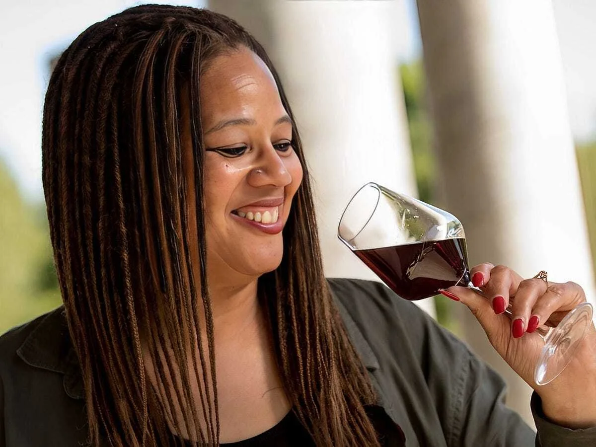 How does alcohol affect your hair? – Ori Lifestyle