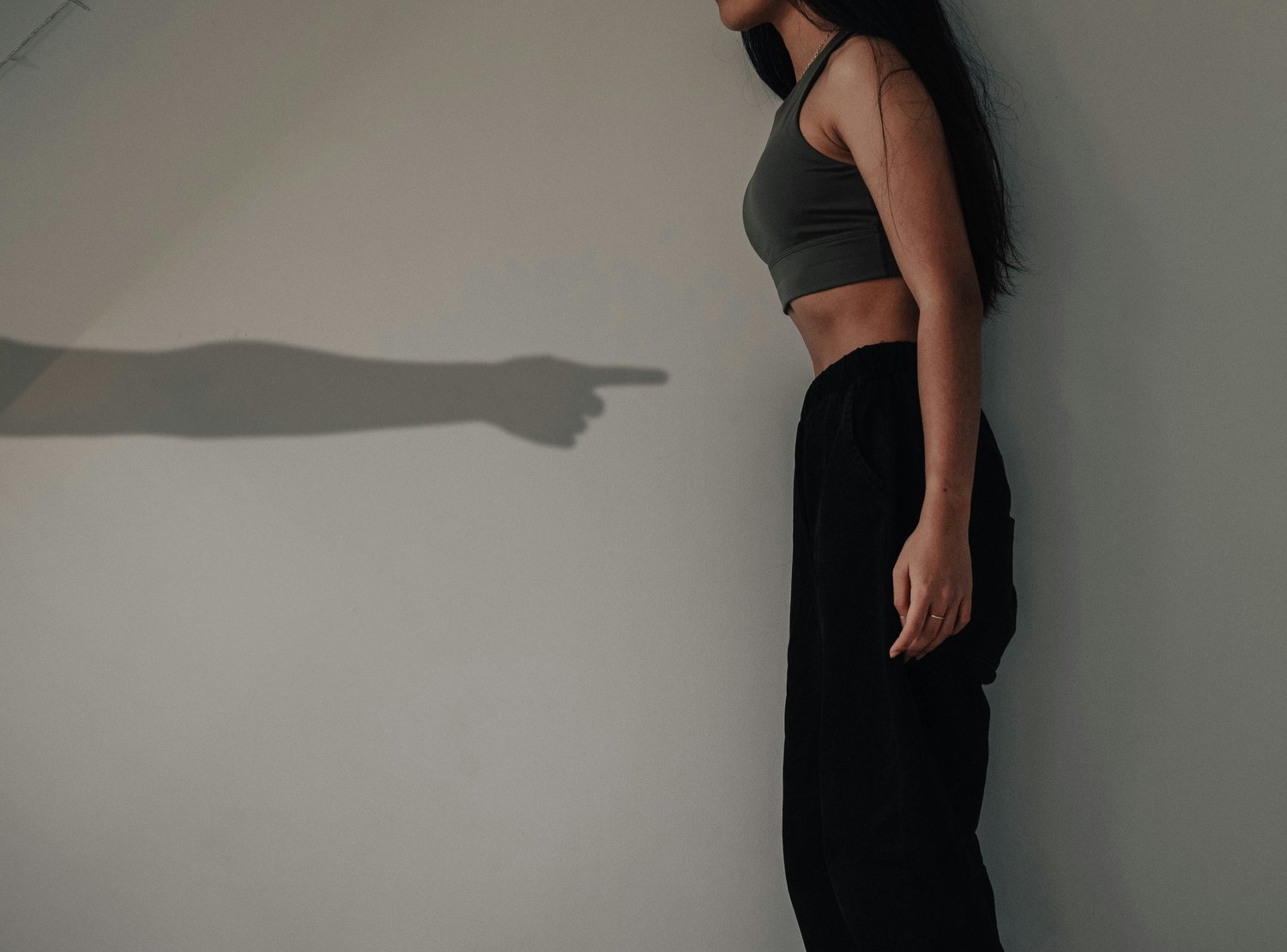 The Link Between Social Media and Body Image Issues Among Youth in the ...