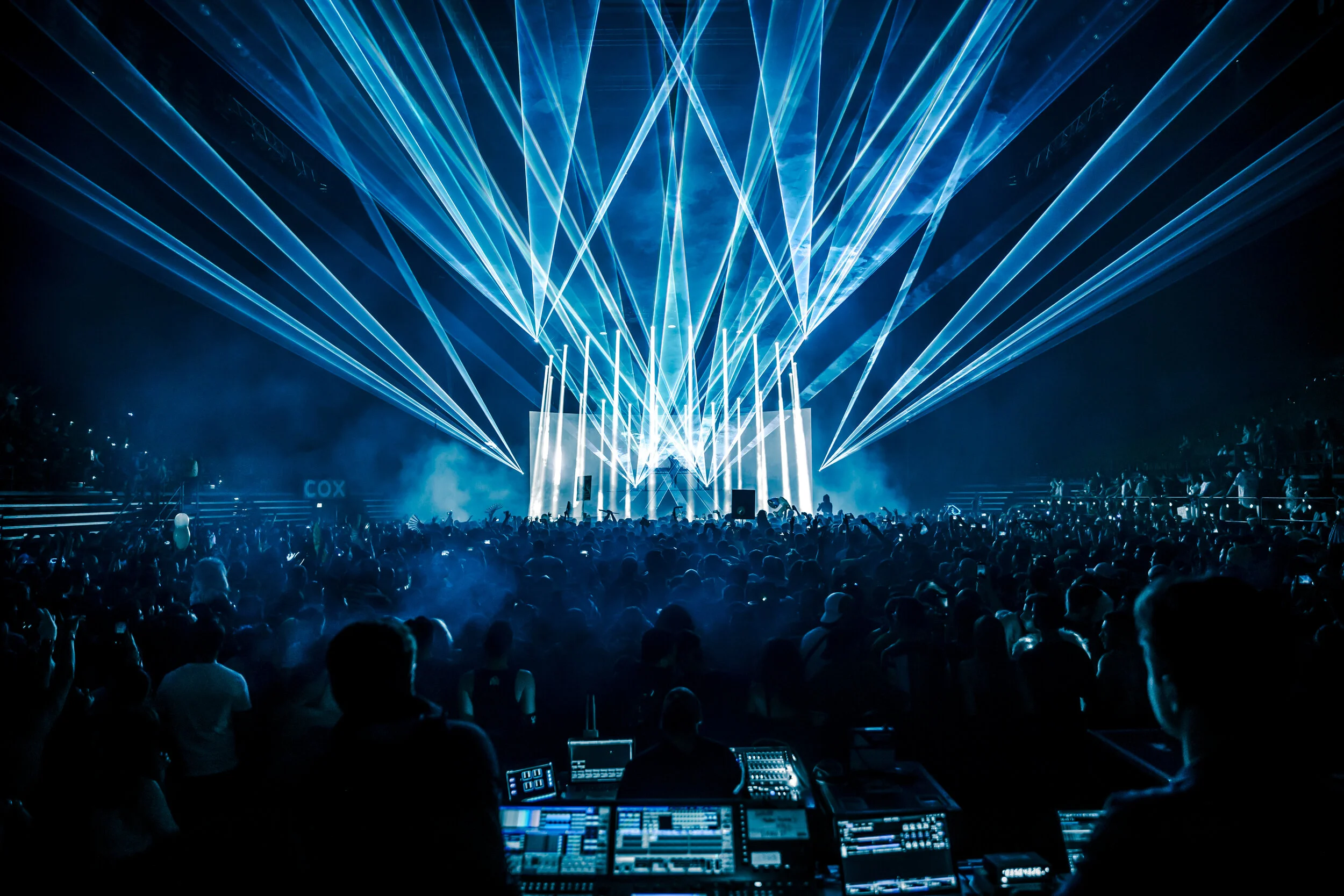 Touring Production — Promosa