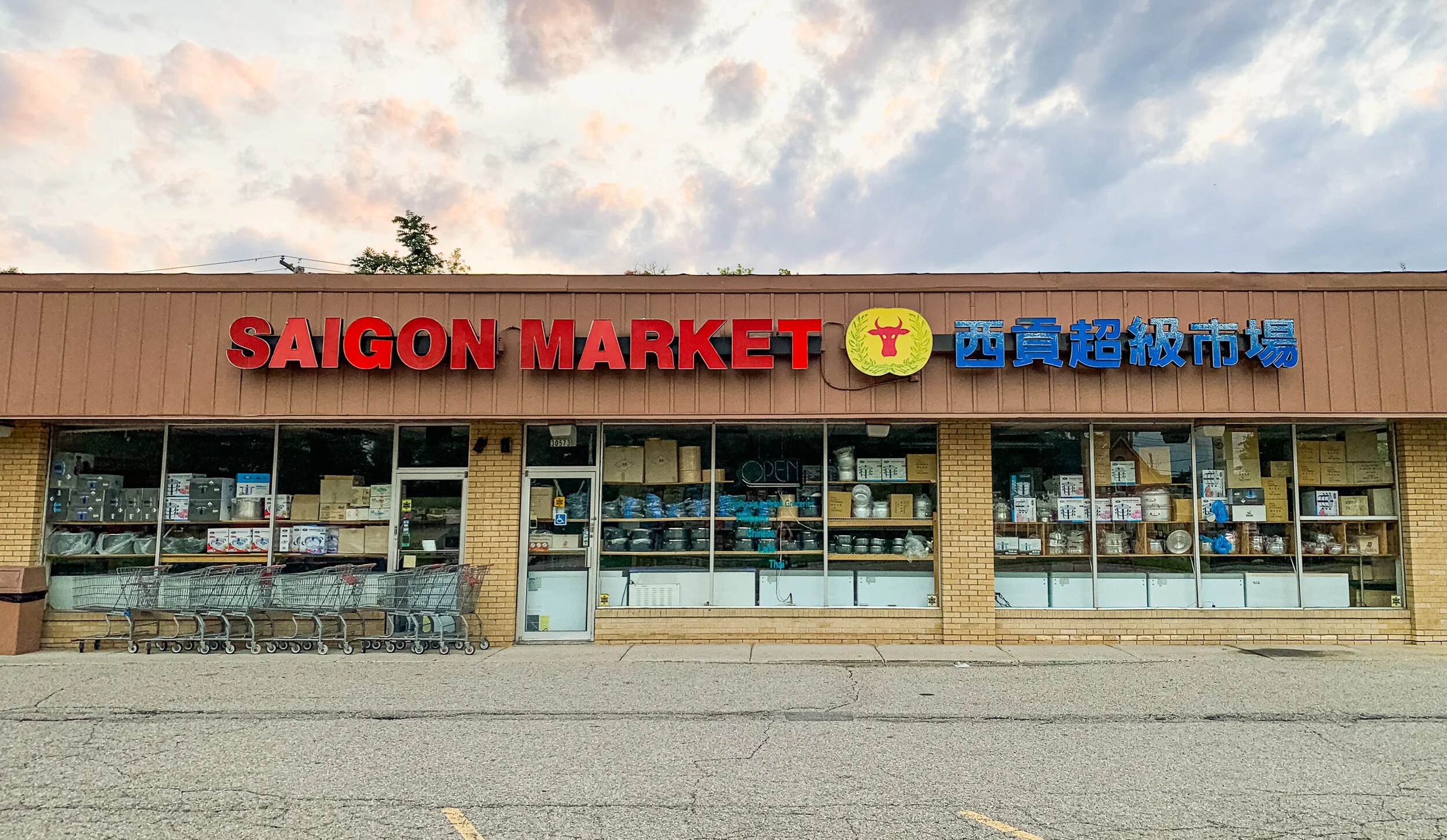 New Saigon Market