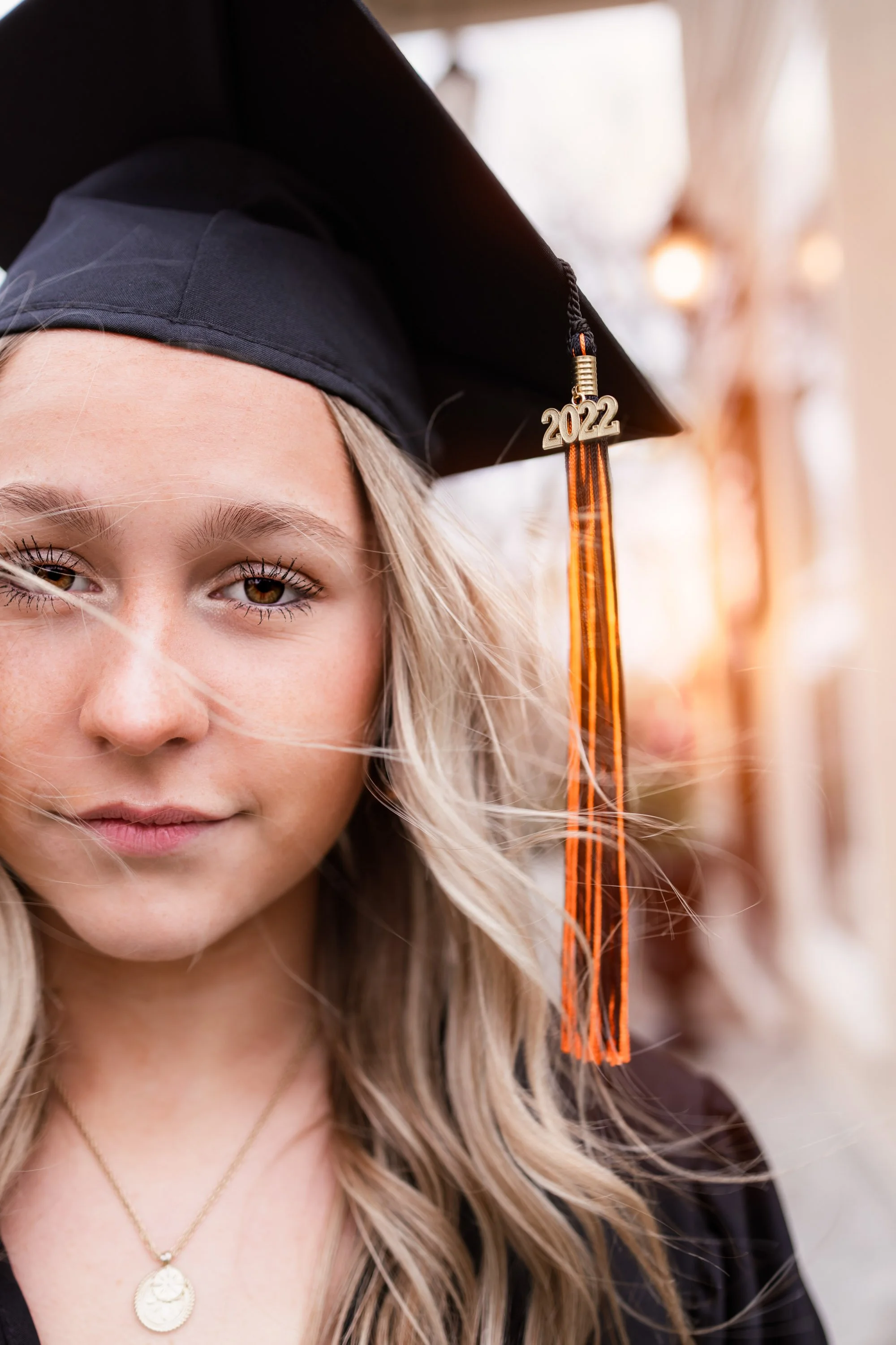 Where to take senior graduation photos and the best time to take them ...