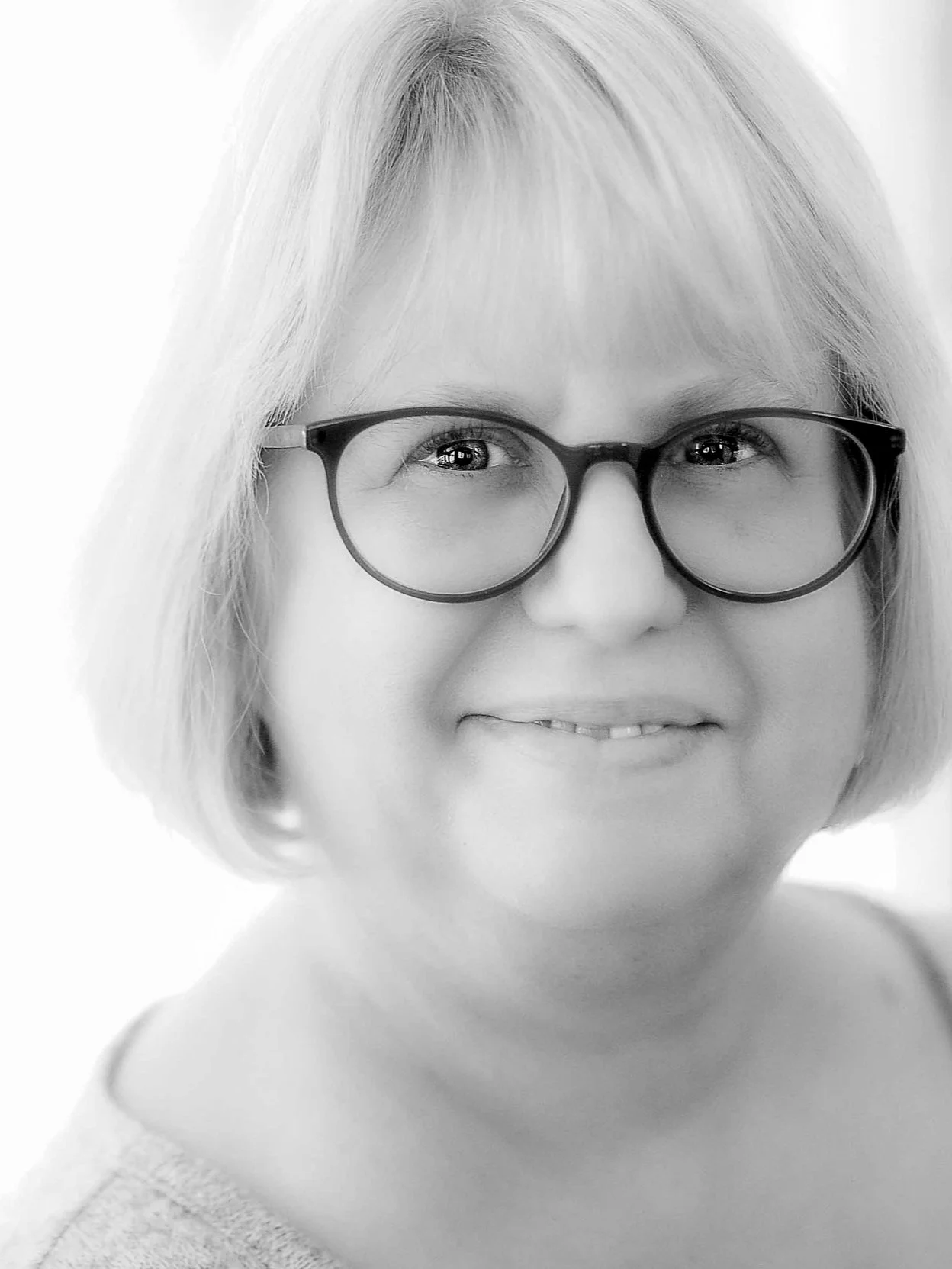Contemporary Portraits — Liz Stubbs Photography