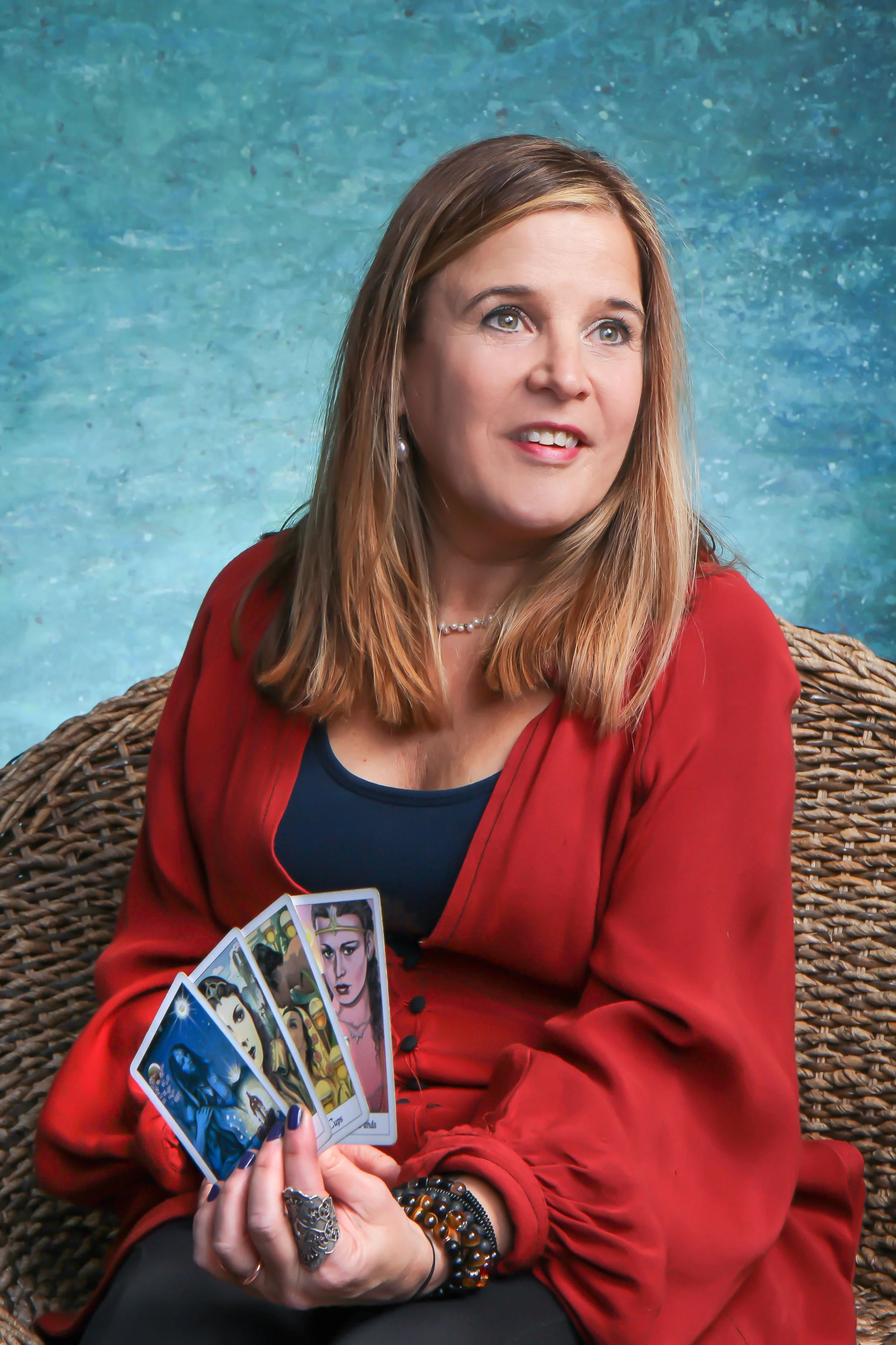 Readings & Coaching — Annette Dion