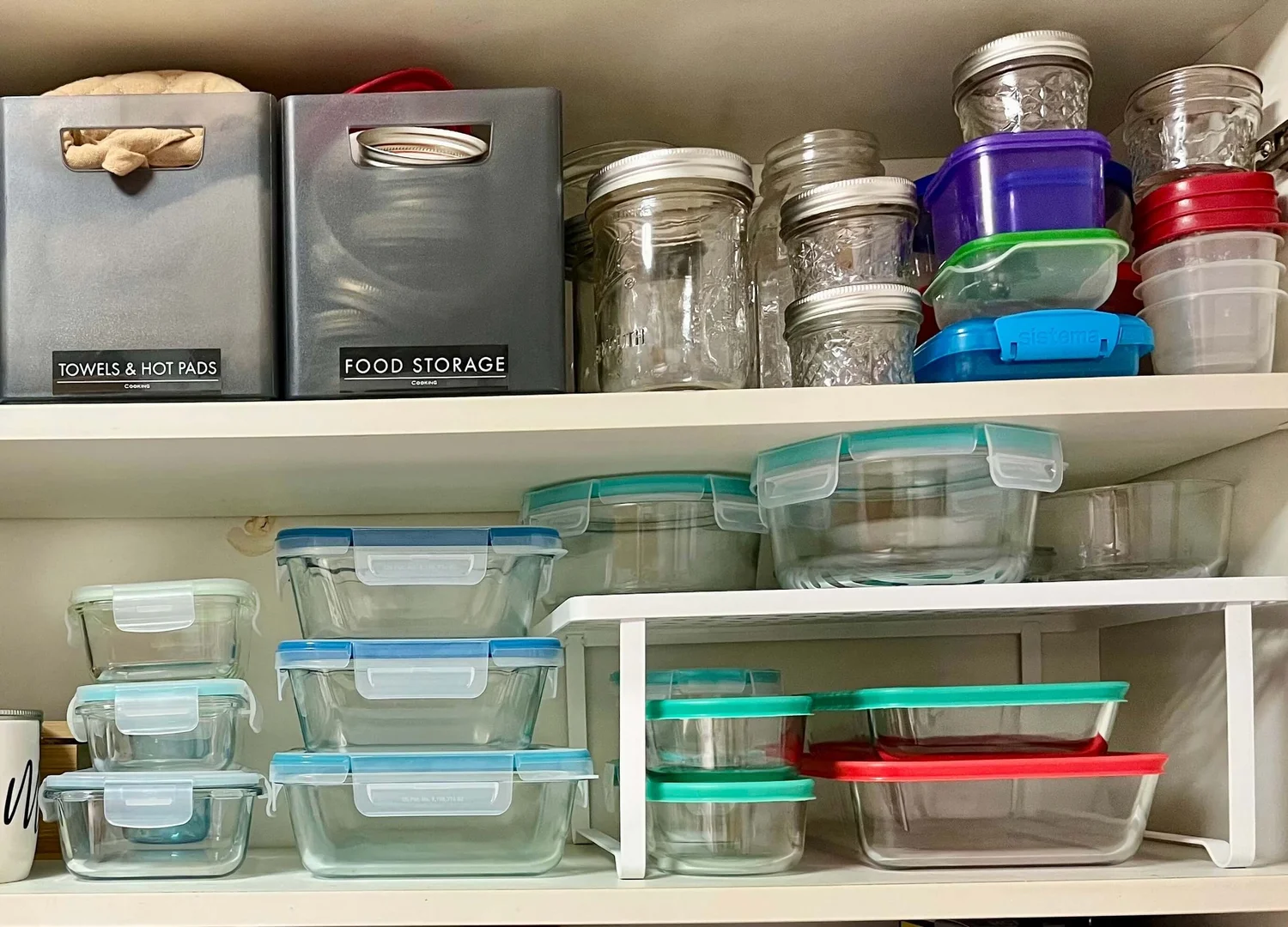How to Organize Tupperware and Food Storage Containers — The Refreshed ...
